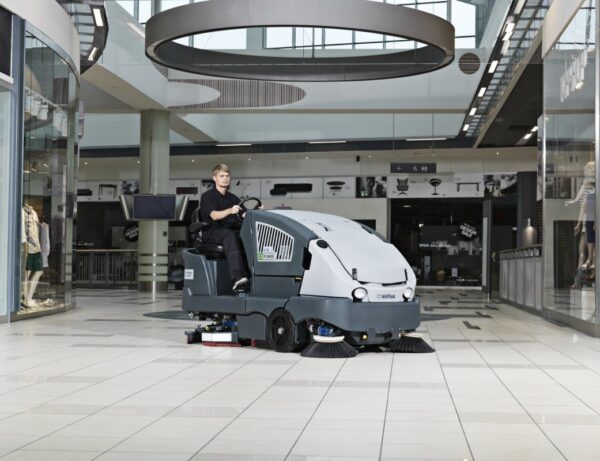 Nilfisk Advance CS7010 Combination Hybrid Rider Sweeper Scrubber ...